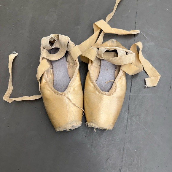 Shoes | Well Worn Used Ballet Pointe Shoes | Poshmark